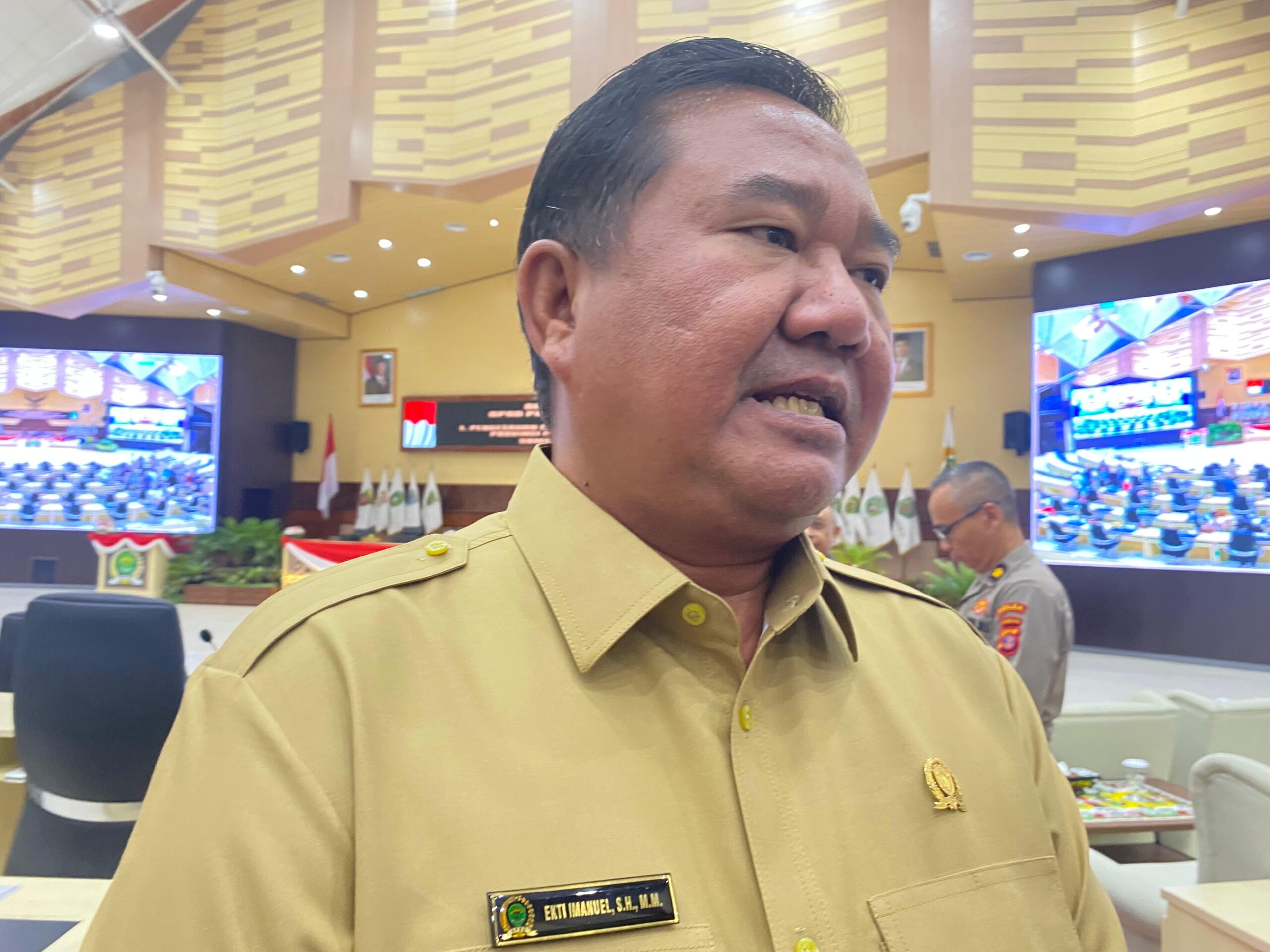 Ekti Imanuel : Bandara Mahulu Bukan Sekadar Infrastruktur, tapi Masa ...